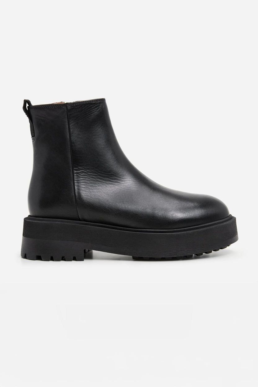 Frances Tall Leather Boot in Noir | Shop Flattered – ROWIE The Label