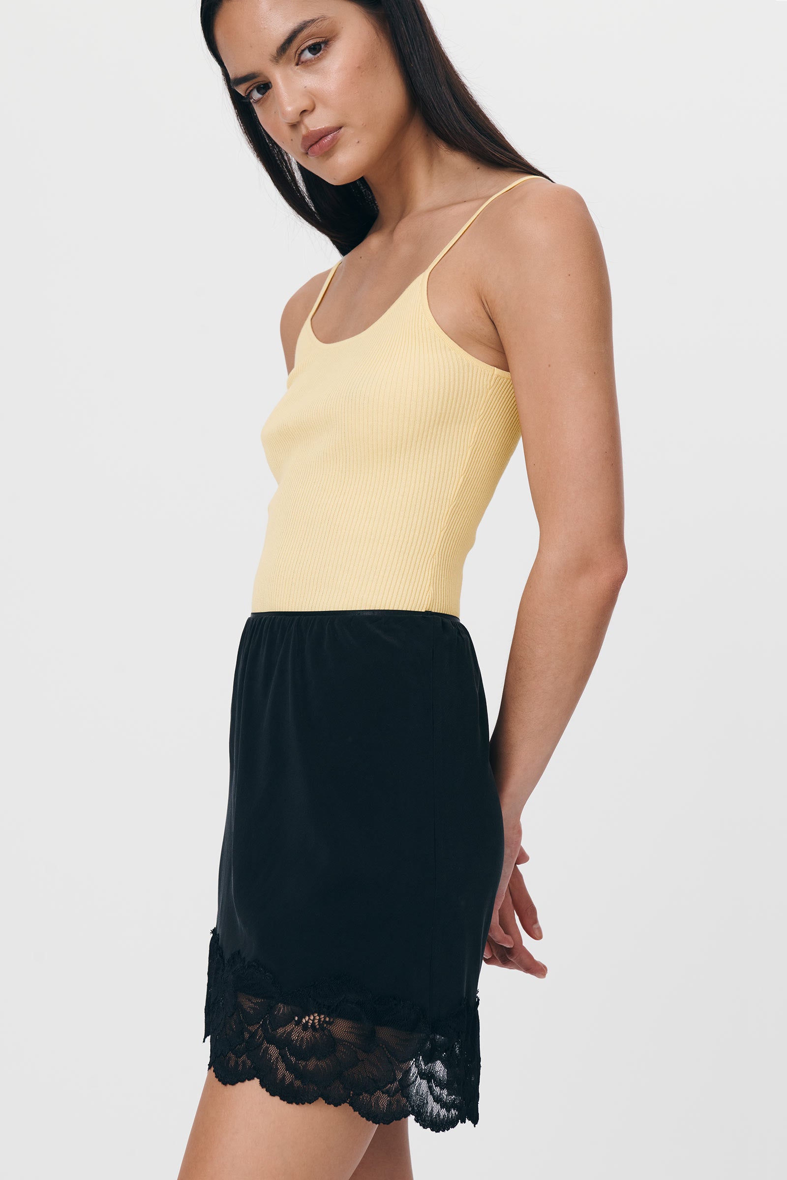 ROWIE The Label - Marina Silk Mini Skirt Noir - Bottoms