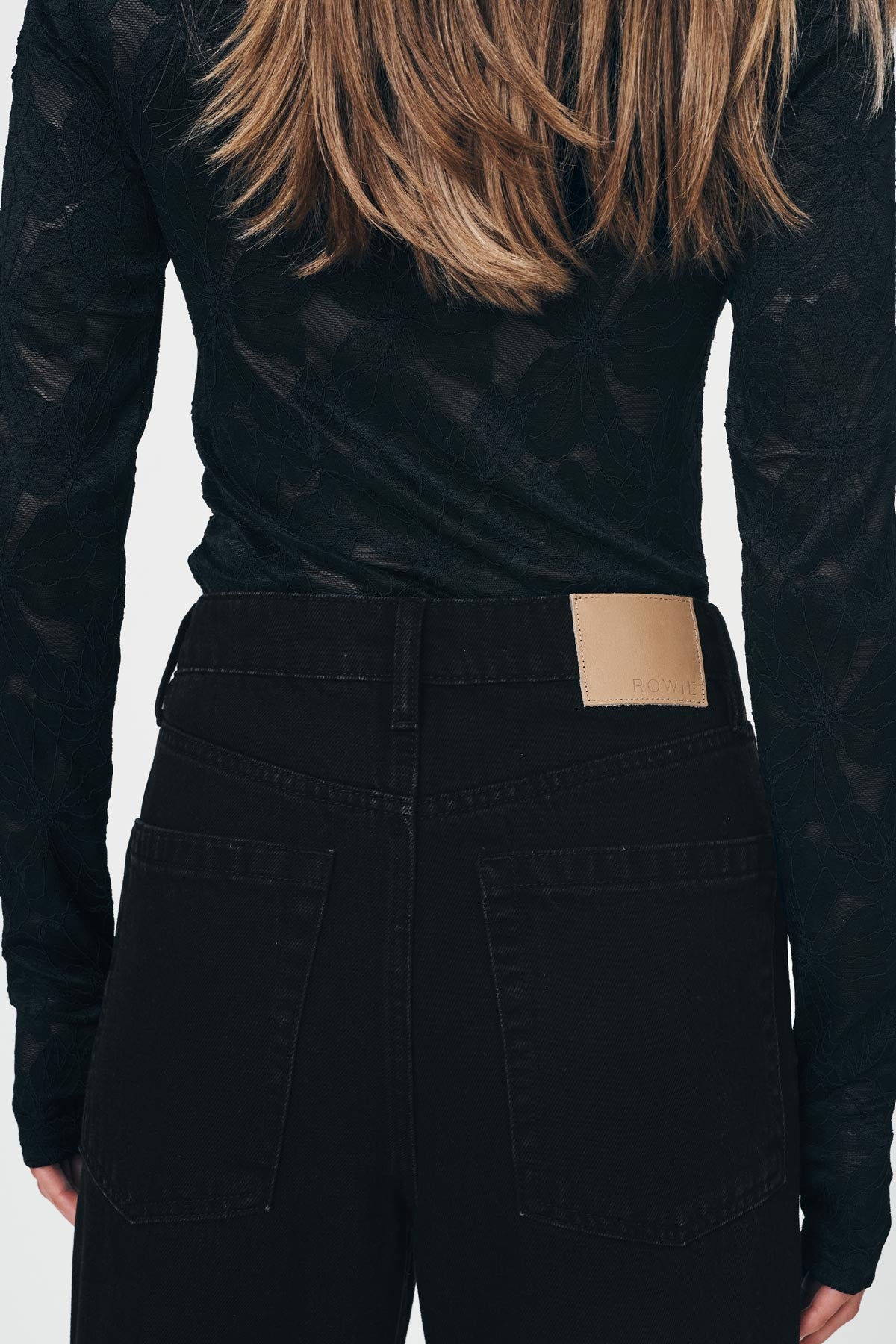 Molly Classic Jeans in Noir | ROWIE Jeans – ROWIE The Label